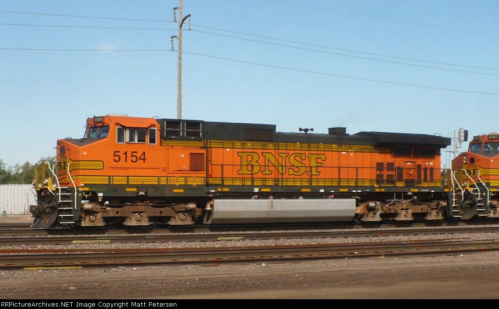 BNSF 5154
